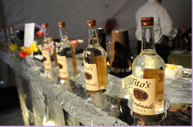 COTE DE TEXAS: Courtney Caplan - Rising Star!